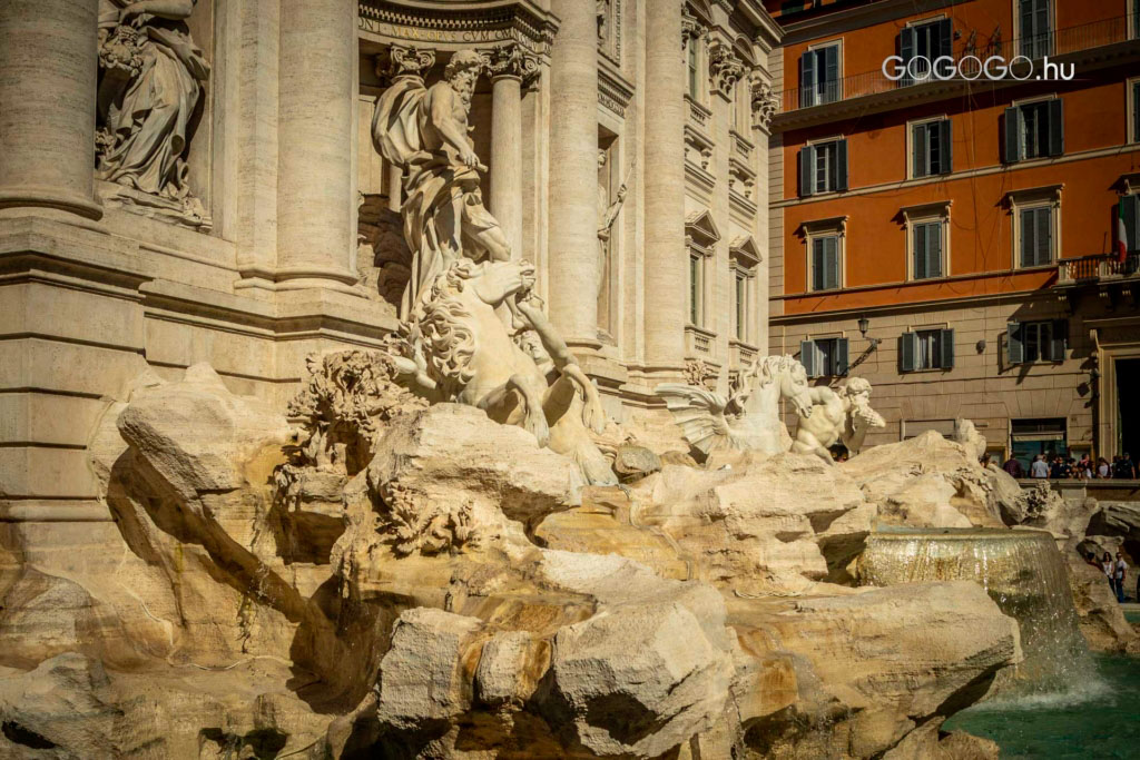 A világ legismertebb szökőkútja – Trevi-kút, Róma – GOGOGO.hu