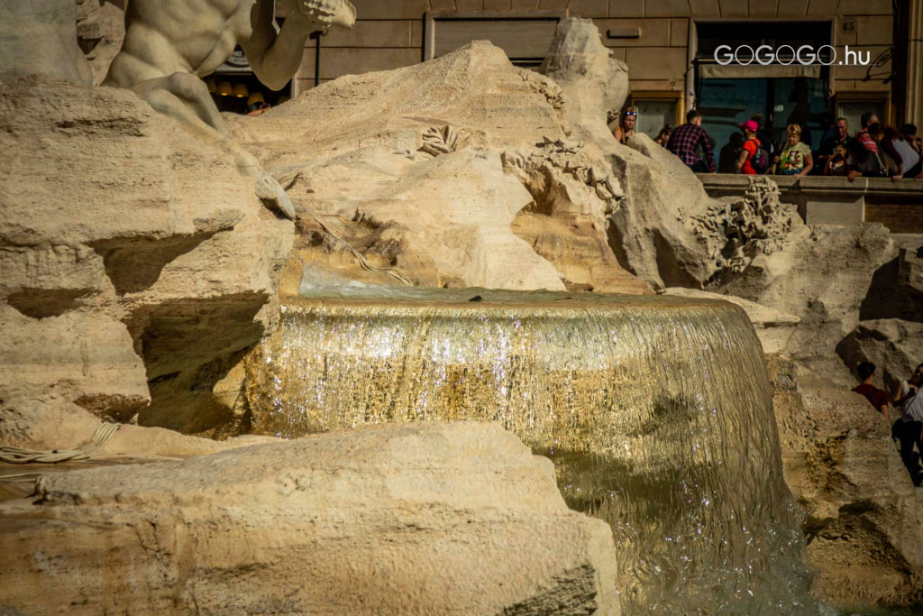 A világ legismertebb szökőkútja – Trevi-kút, Róma – GOGOGO.hu