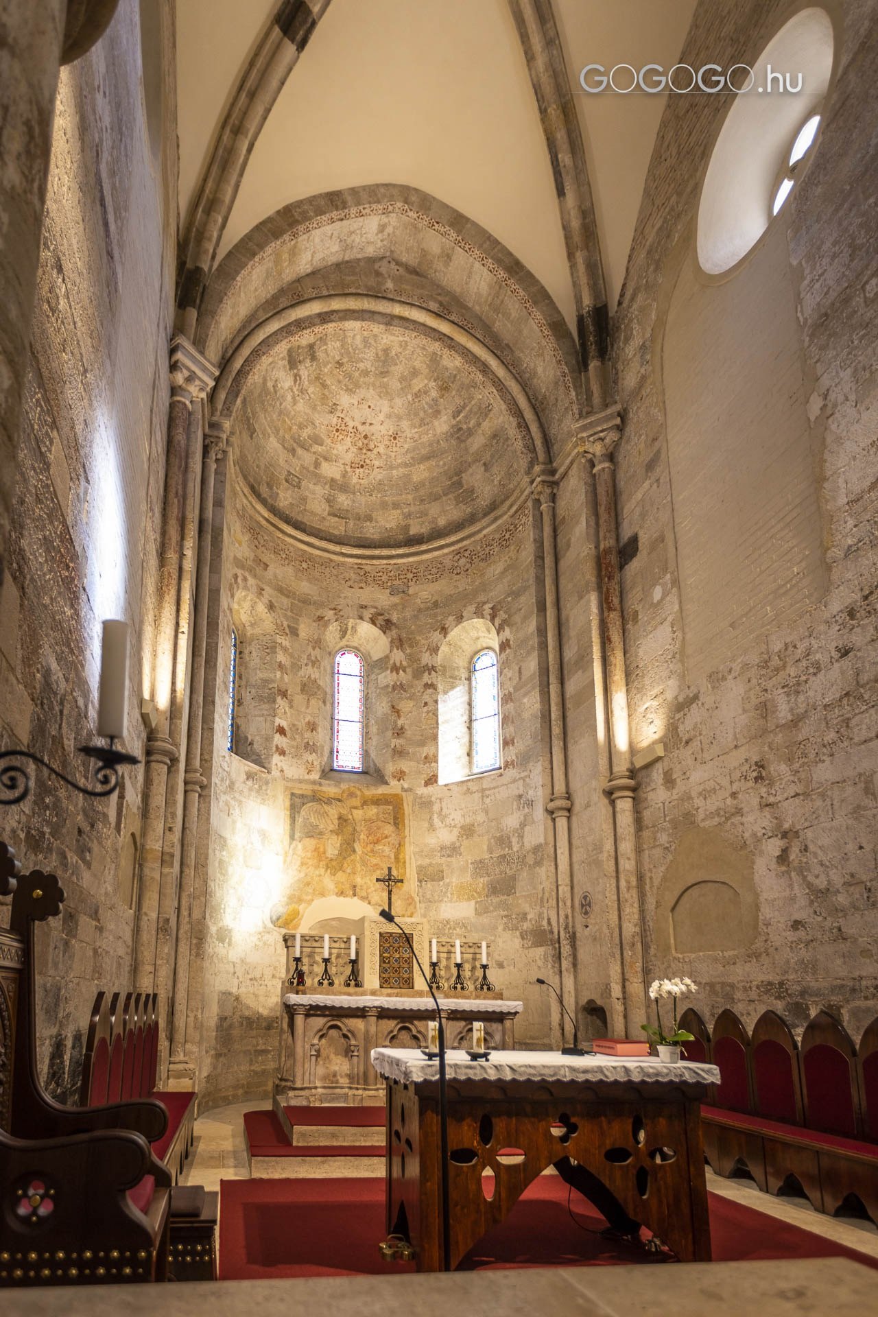 Magyarország legkiemelkedőbb román kori alkotása – Ják 1. rész – GOGOGO.hu